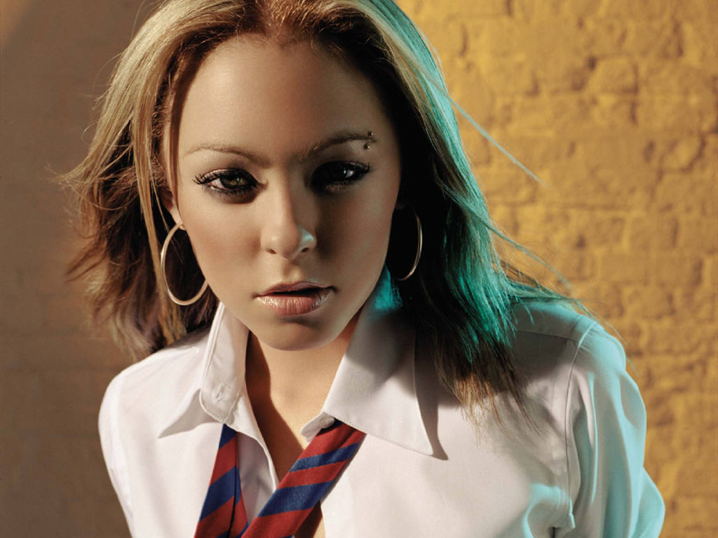 Atomic Kitten Sexy Wallpaper Images