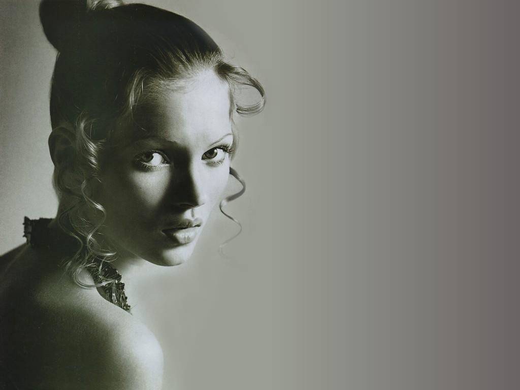 Kate Moss Sexy Wallpaper Images