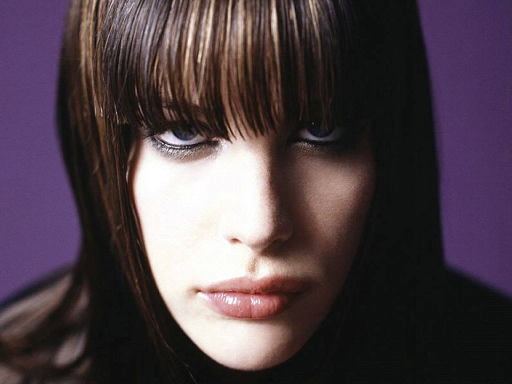 Liv Tyler Sexy Wallpaper Images