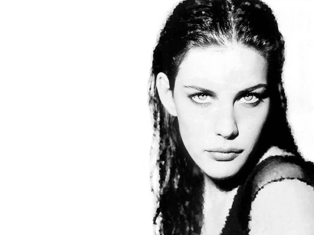 Liv Tyler Sexy Wallpaper Images