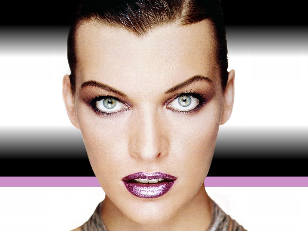 Milla Jovovich Sexy Wallpaper Images
